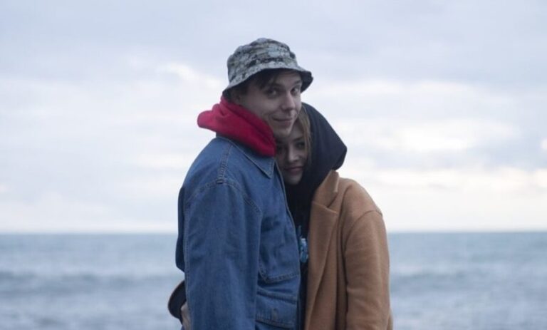 Who are Artem Kamardin and Alexandra Popova and what scandal